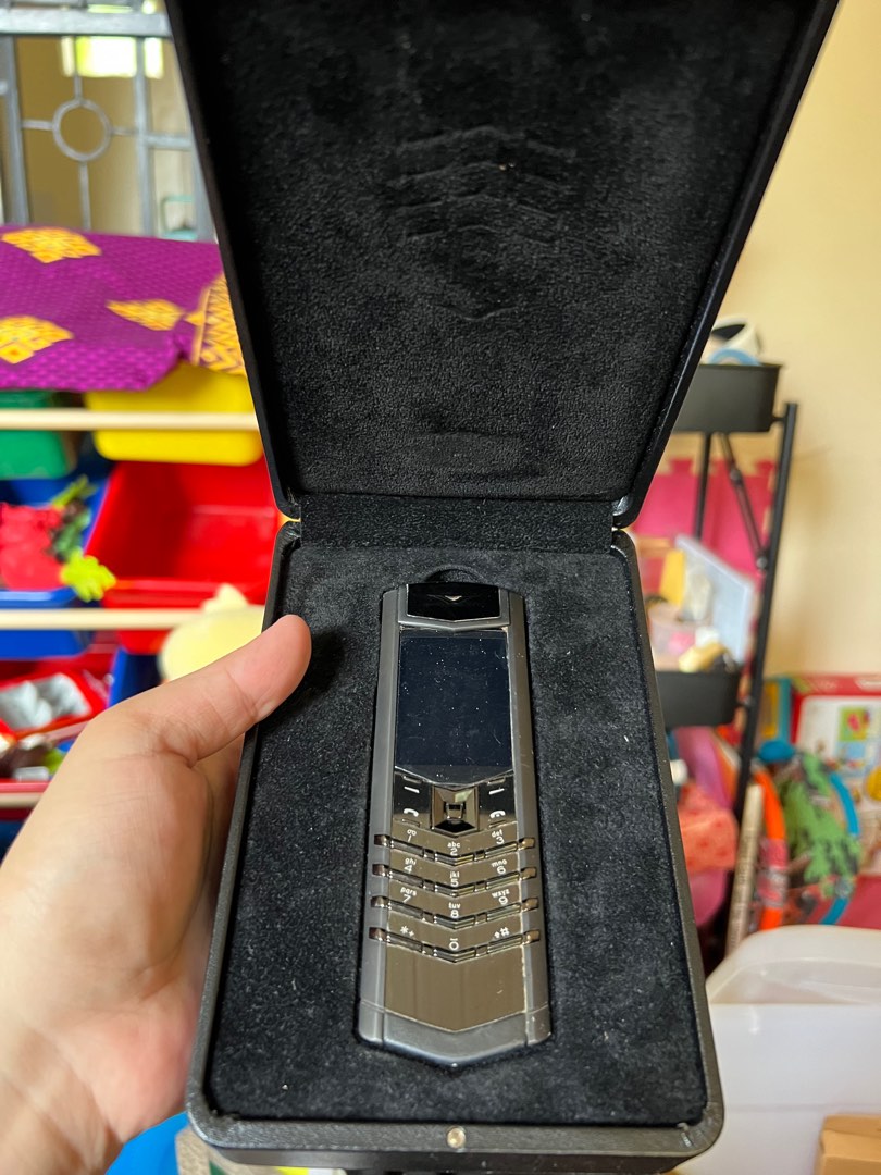 Original VERTU phone on Carousell