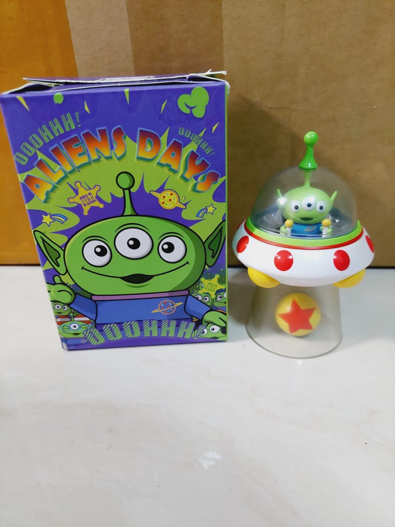 Popmart Alien Day, Hobbies & Toys, Memorabilia & Collectibles, Fan ...