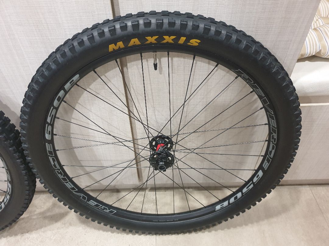 Reverse Components Rims 650B AM/EN Wheelset with FireEye and ARC MTB ...