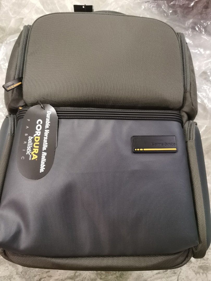 Samsonite labtop backpack let it go, Men's Fashion, Bags, Backpacks on ...