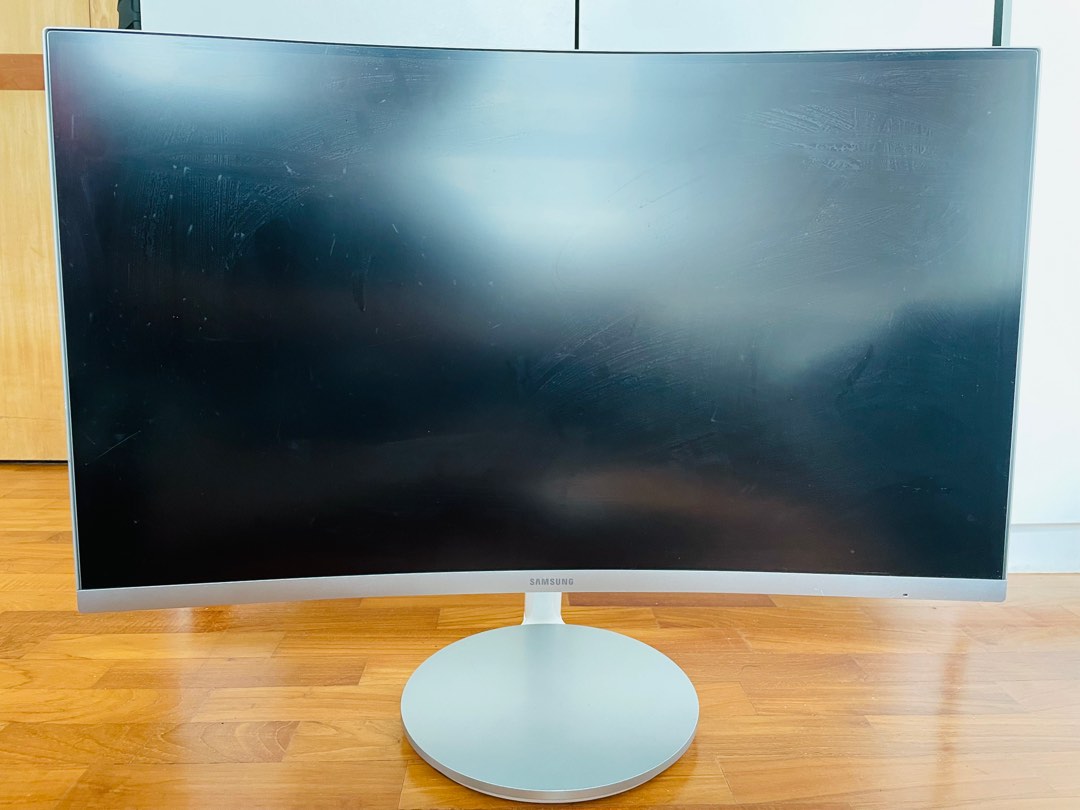 Samsung 27inch curved monitor, Computers & Tech, Desktops on Carousell