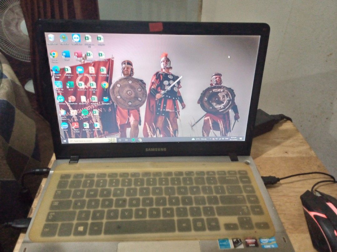 Samsung laptop NP370R4E, Computers & Tech, Laptops & Notebooks on Carousell