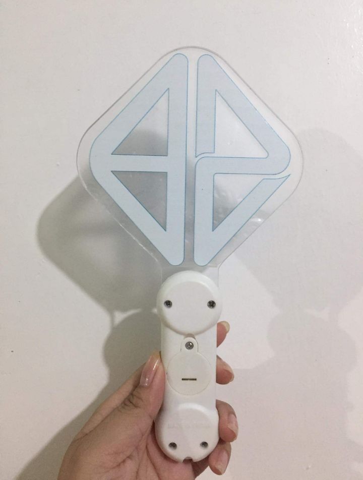 SB19 Official Light Stick Version 2, Hobbies & Toys, Memorabilia ...
