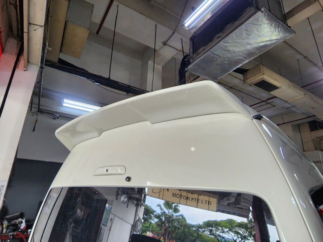 Second House Hiace Spoiler, Car Accessories, Accessories on Carousell