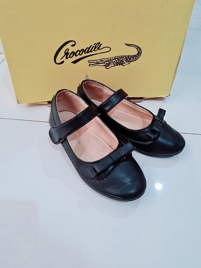 Sepatu Sekolah Crocodile Original, Bayi & Anak, Baju Anak Perempuan, 4 ...