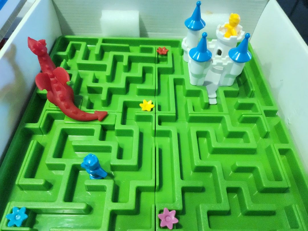 Sleepy Beauty maze game by Smart Games, Hobbies & Toys, Toys & Games on ...