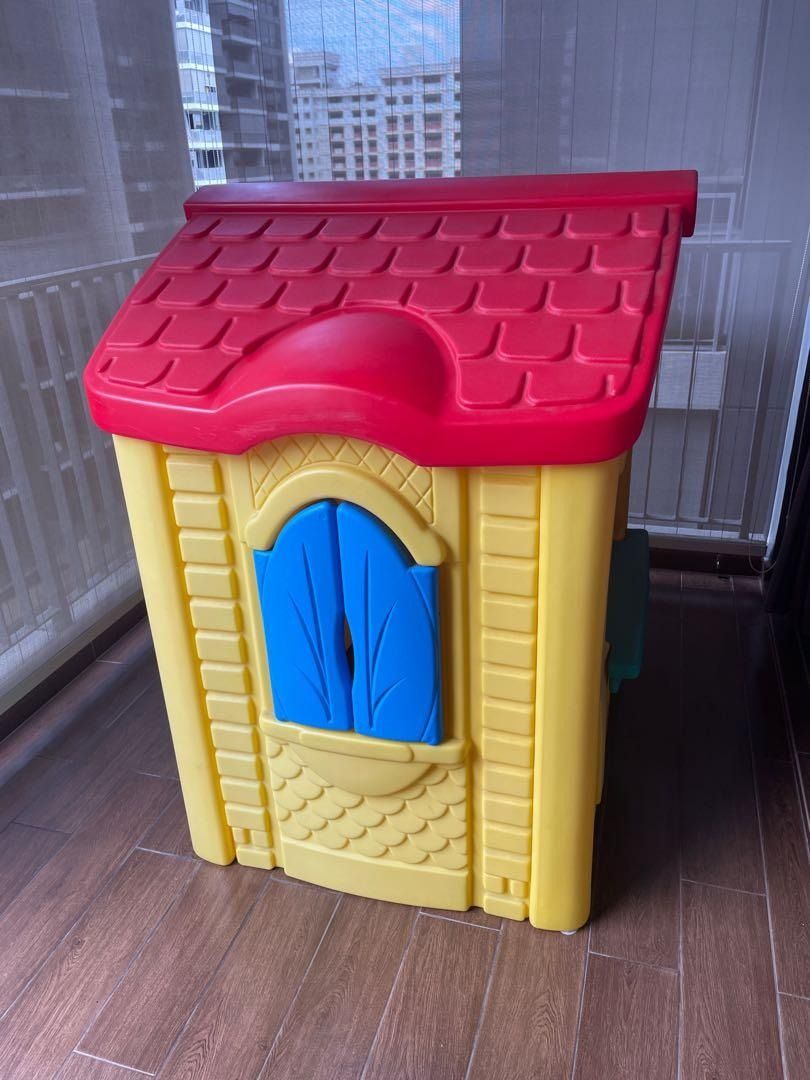Step2 Playhouse PLEASE READ Little Tikes House, Babies & Kids, Baby ...
