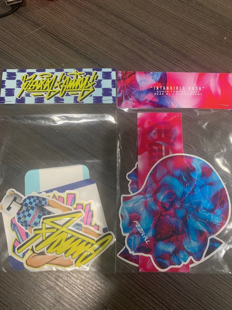 Sticker pack peakl.kl/janggut bear/OPT, Men's Fashion, Watches ...