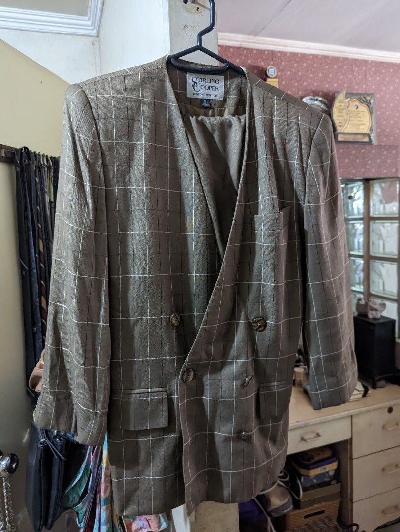 Stirling Cooper Suit Jacket and Skirt Set - Size 6, Women's Fashion ...