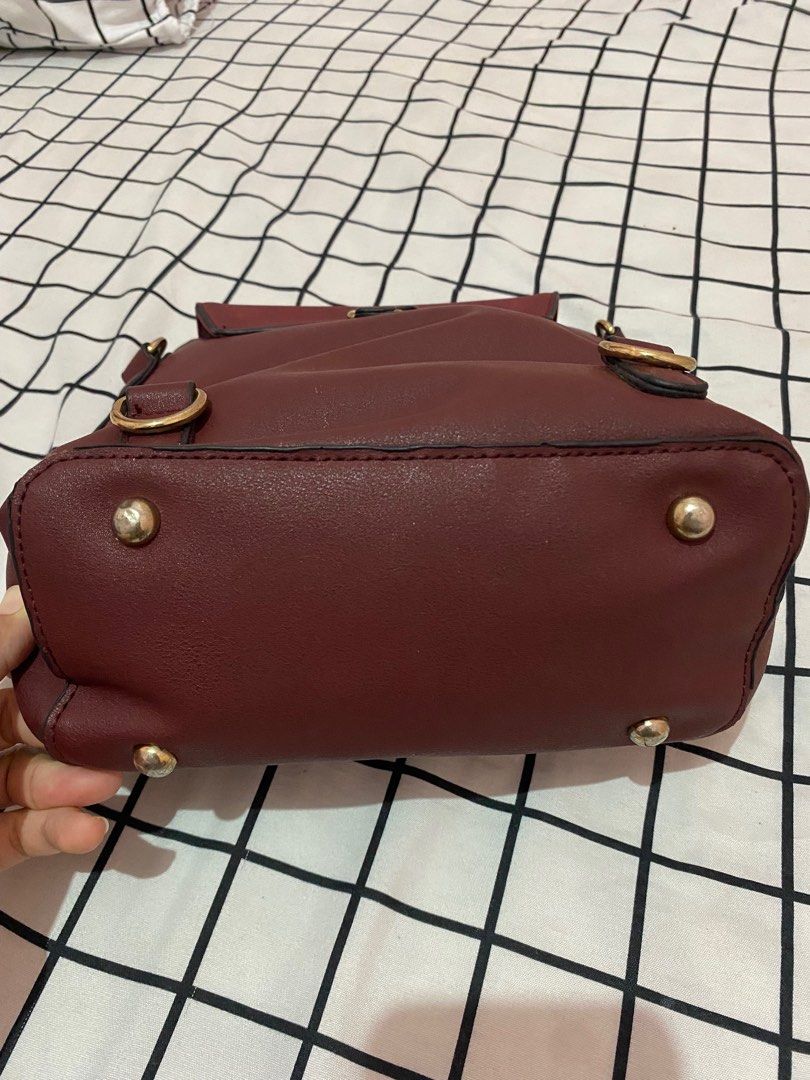 Tas Felgio Maroon, Fesyen Wanita, Tas & Dompet di Carousell
