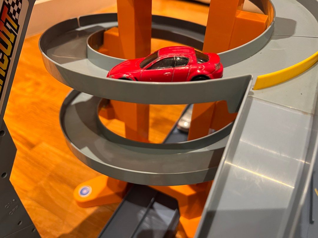 Tomica Byun Byun Toy Race Circuit Track and Big Tomica Tower set ...