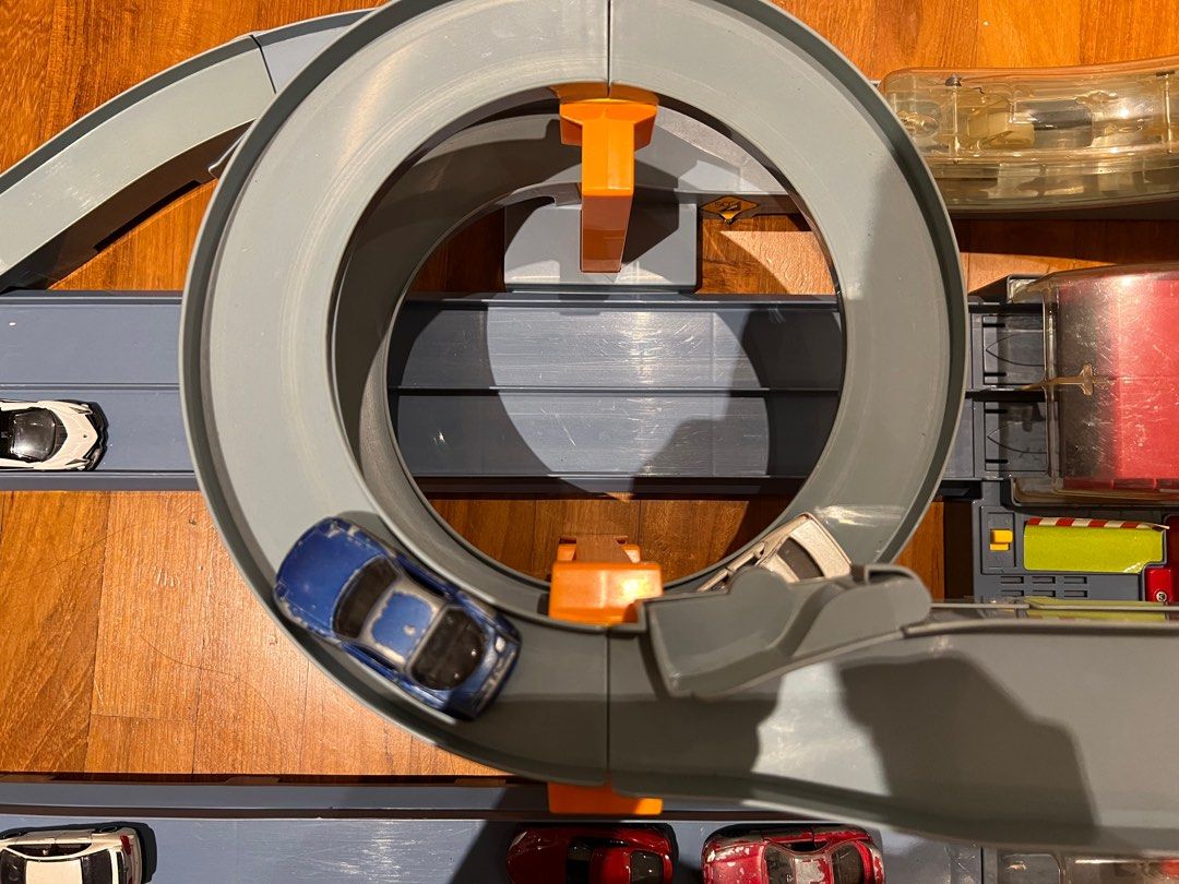 Tomica Byun Byun Toy Race Circuit Track and Big Tomica Tower set ...