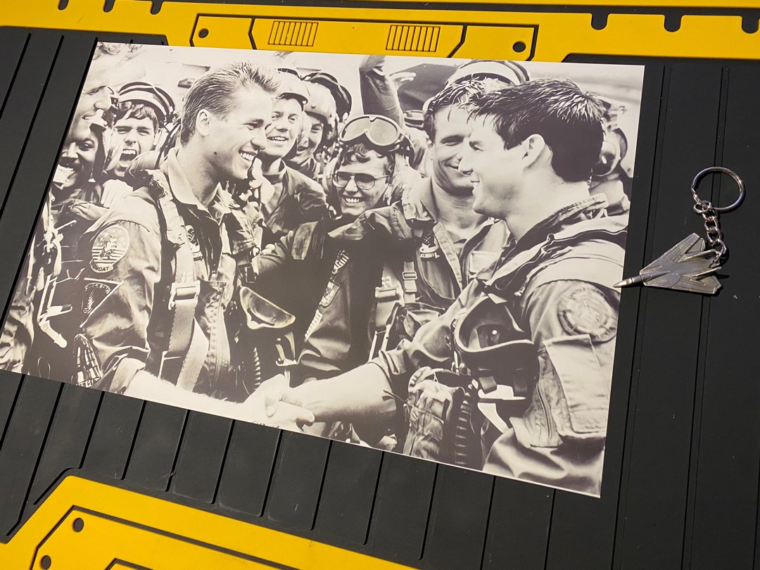 Top Gun Maverick Fan F-14 keychain and poster set Xmas Christmas gift ...