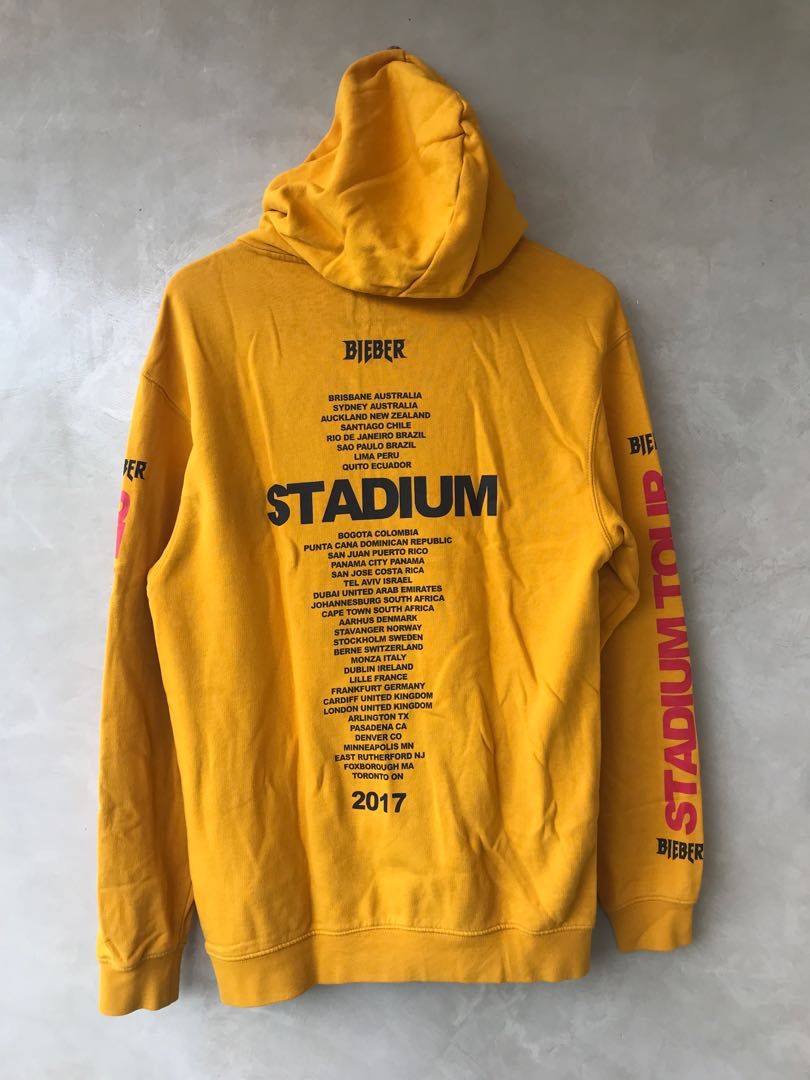 TOUR STADIUM Justine Bieber Merch, Men's Fashion, Activewear on Carousell