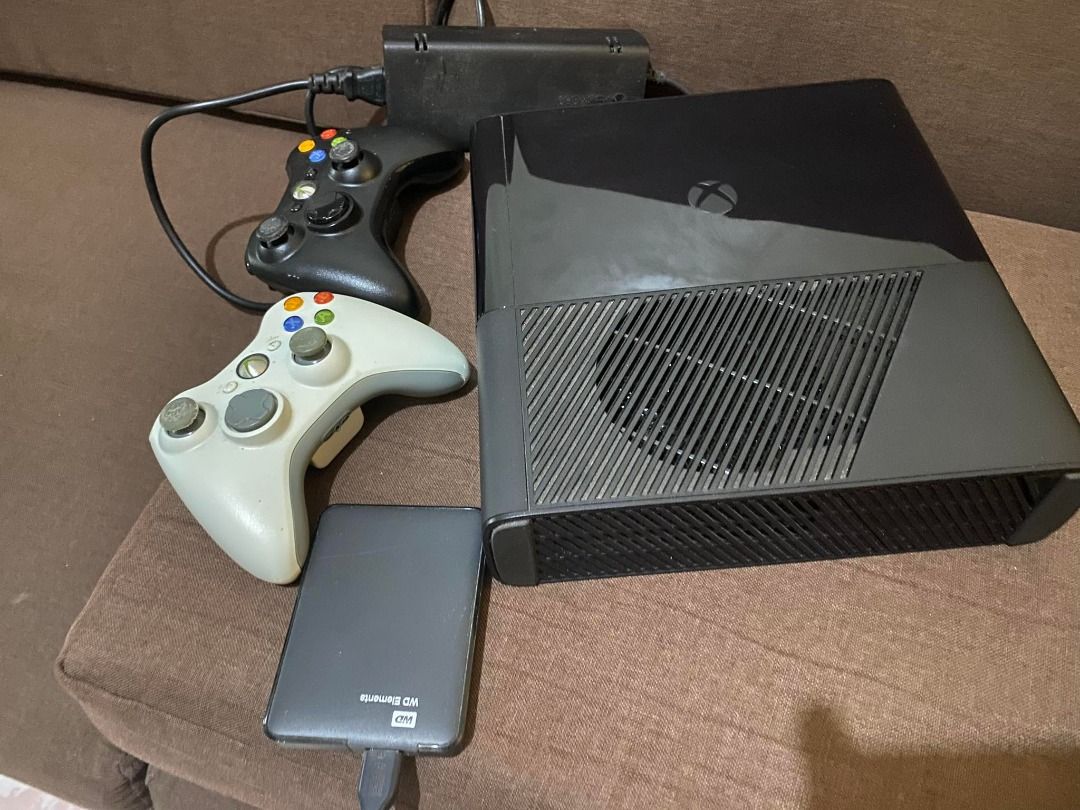 Xbox 360 for Sale with Two Wireless Controller and 750GB Storage, Video ...