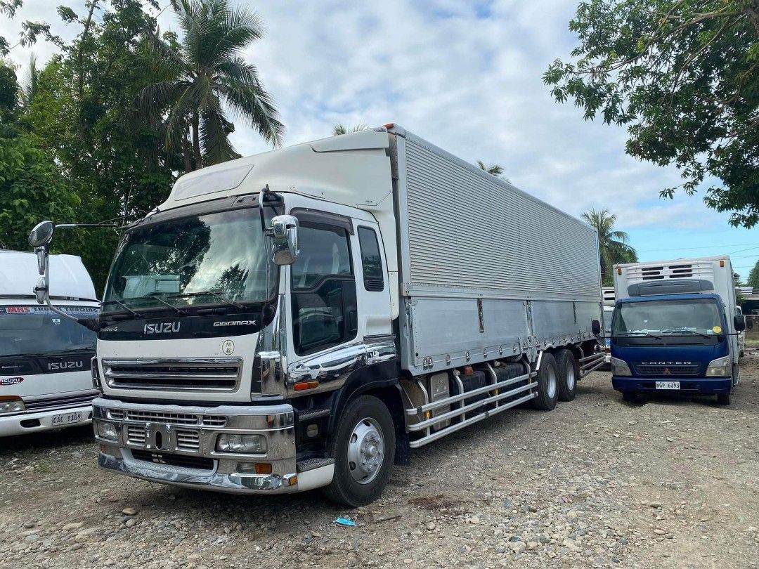 10 Wheeler Wingvan 32ft 2022, Special Vehicles, Heavy Vehicles on Carousell
