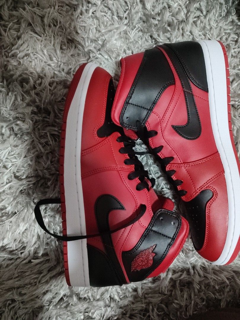Air jordan 1 reverse red, Men's Fashion, Footwear, Sneakers on Carousell