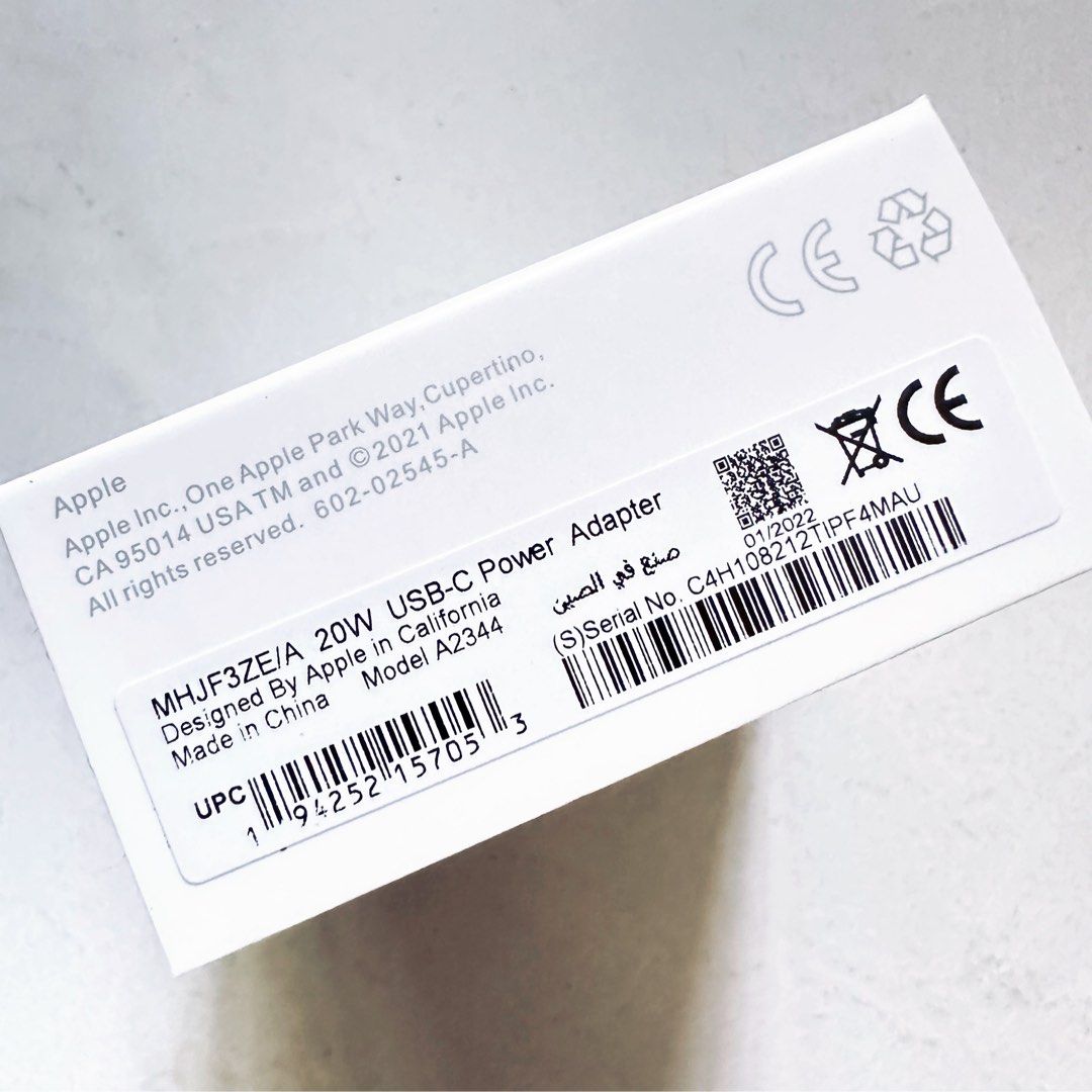 Authentic Apple USB-C 20W Power Adapter (Folding pins), Mobile Phones ...