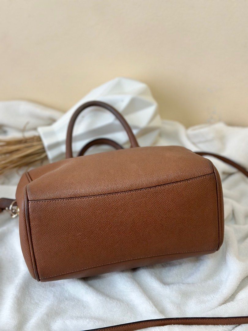 Authentic Coach Toffee Speedy Bag, Luxury, Bags & Wallets on Carousell