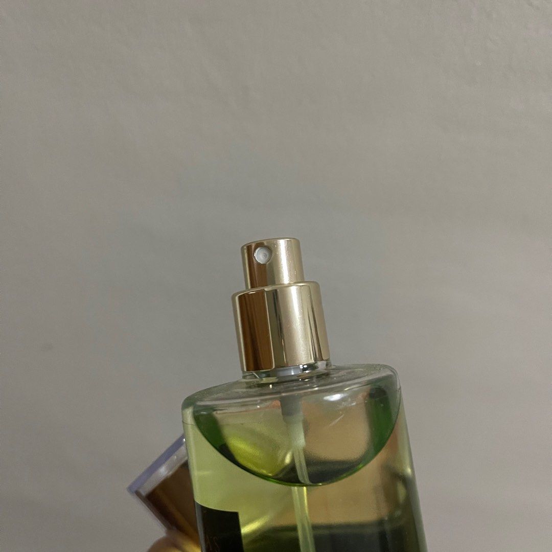 AUTHENTIC Victoria's Secret Secret Escape Perfume, Beauty & Personal ...