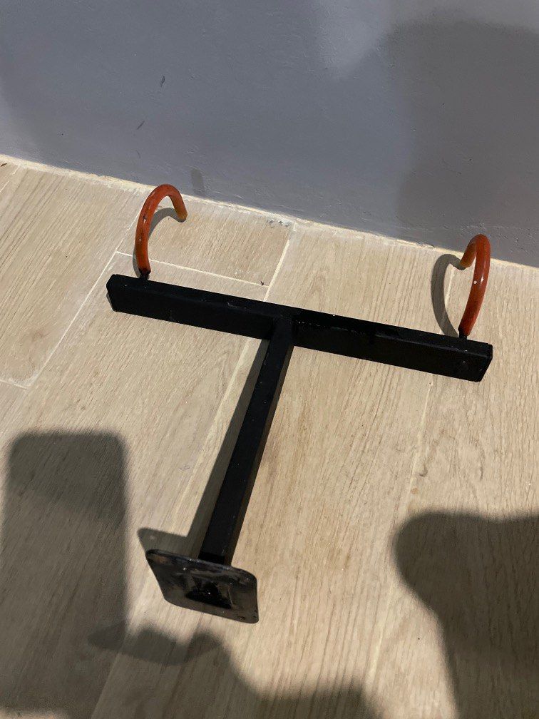 Besi Gantung Sepeda, Olah Raga, Perlengkapan Olahraga Lainnya di Carousell