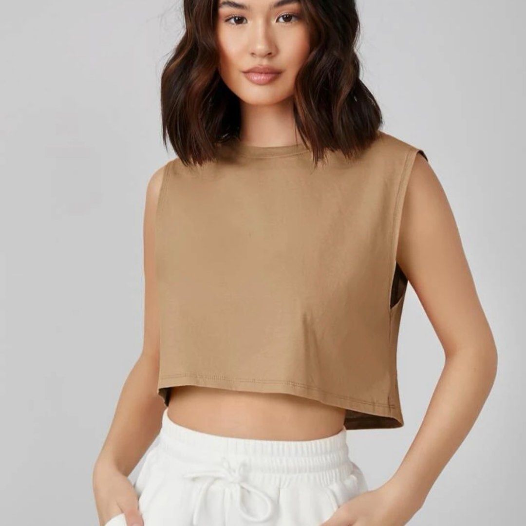 BN Navy Cropped Muscle Tank, Women's Fashion, Tops, Sleeveless on Carousell