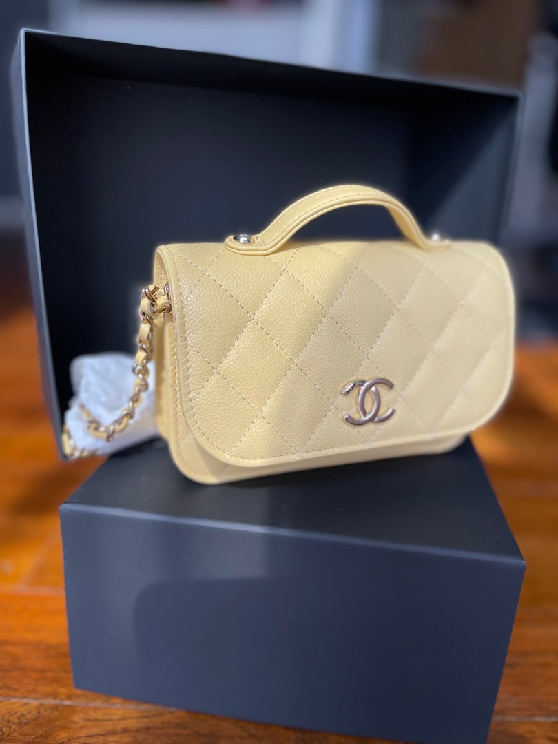 *BNIB* Wallet on Chain, Chanel mini affinity pastel yellow, Luxury ...