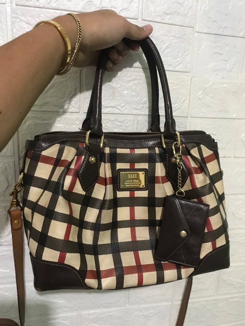 DAKS, Luxury, Bags & Wallets on Carousell