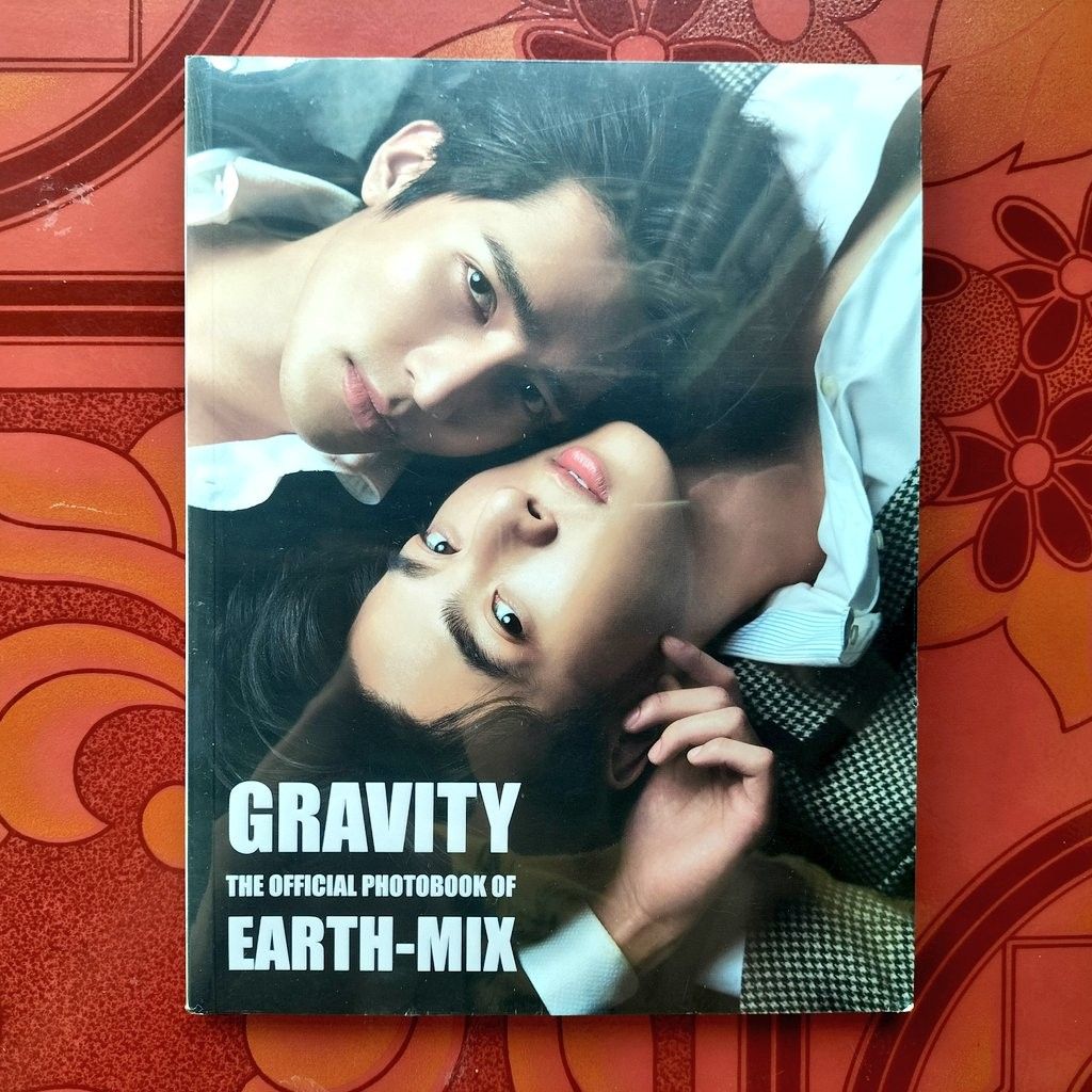 EARTH-MIX GRAVITY OFFICIAL PHOTOBOOK, Hobbies & Toys, Books & Magazines, Magazines on Carousell