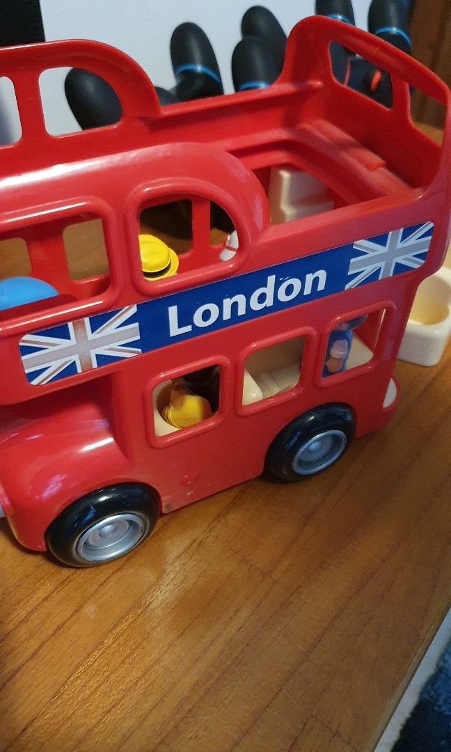 ELC Happyland Toy London Bus with characters, Hobbies & Toys, Toys ...