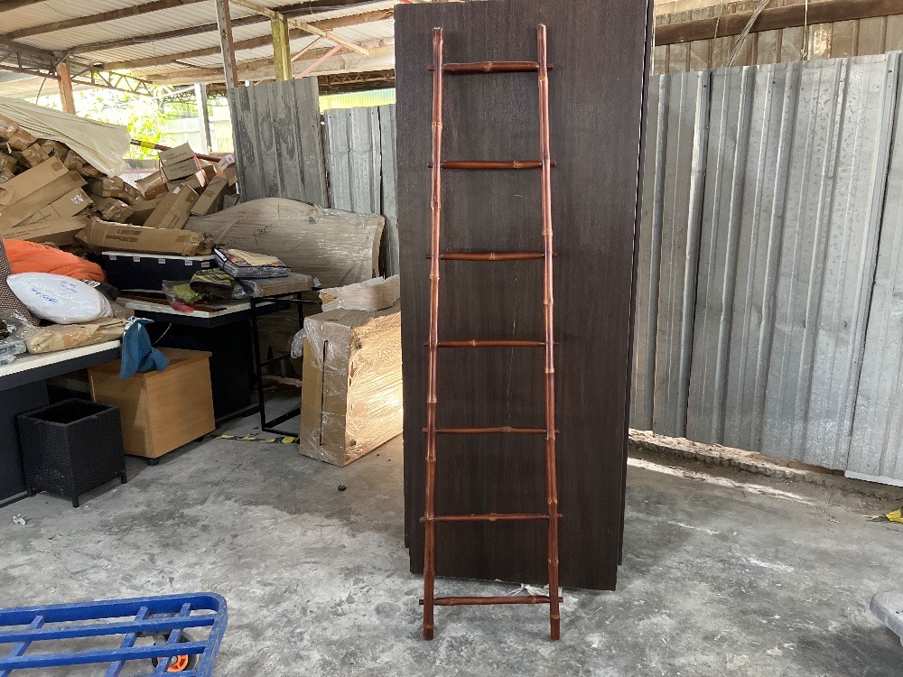 (F20046046) Simple Design Bamboo Clothes Rack / Rak Pakaian Buluh ...
