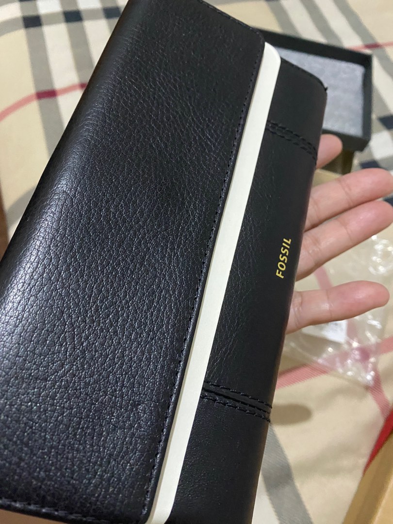 FOSSIL, Women's Fashion, Bags & Wallets, Wallets & Card holders on ...