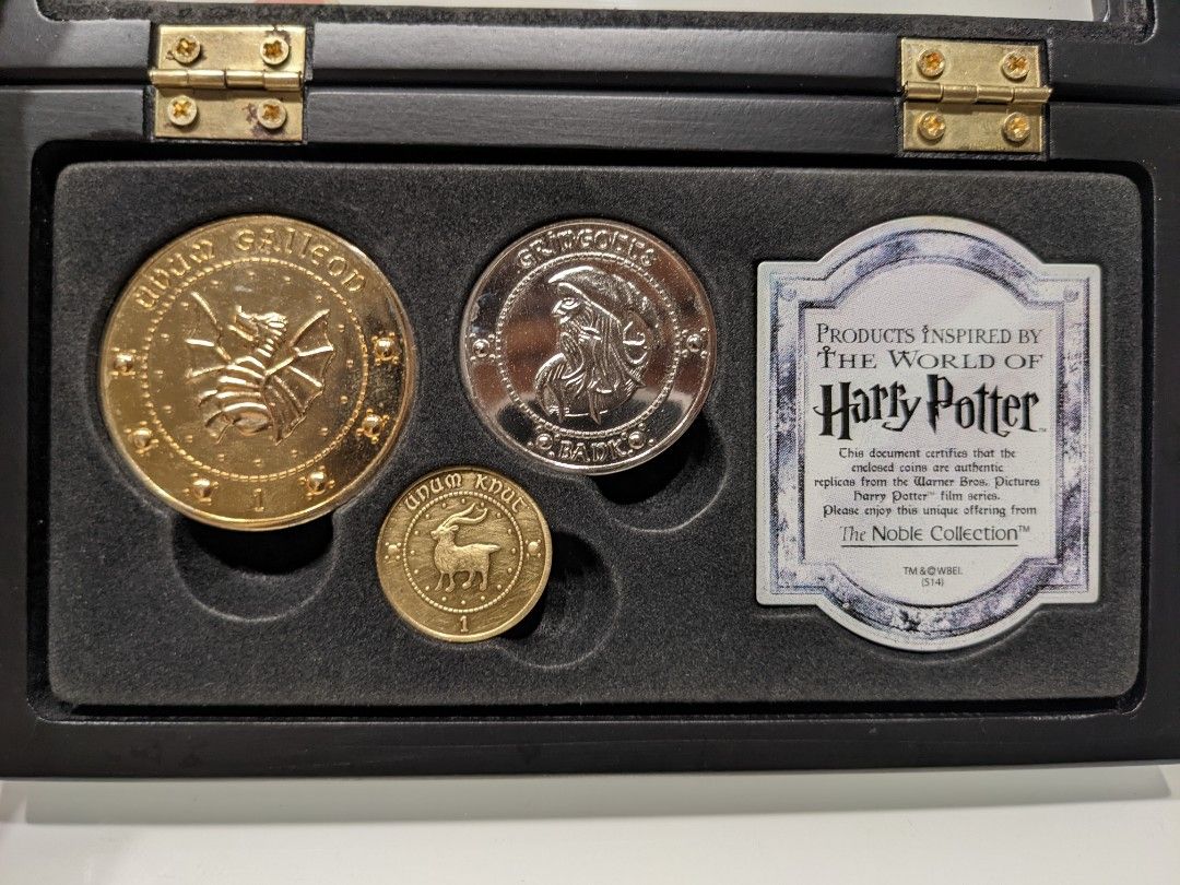 Harry Potter Gringotts coin set, Hobbies & Toys, Memorabilia ...