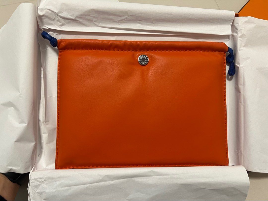 Hermes pilo pouch 2023年新款, 名牌, 手袋及銀包 - Carousell
