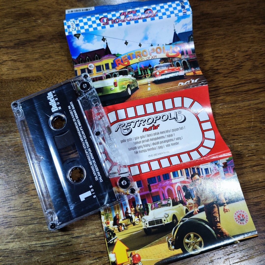 Kaset NAIF retropolis, Musik & Media, CD, DVD & Lainnya di Carousell