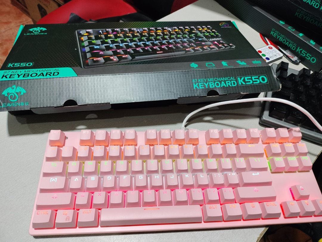Leaven K550 mechanical Keyboard Blue Switches brand new Color Pink or ...