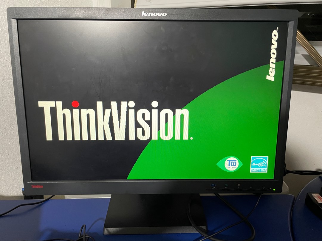 Lenovo L2250p 22-in Wide Monitor, Computers & Tech, Desktops on Carousell
