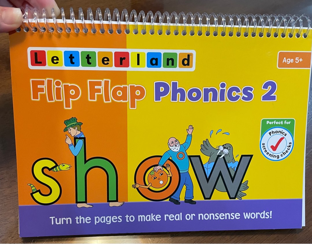 LetterLand Flip Flap Phonics book 2, Hobbies & Toys, Stationery & Craft ...