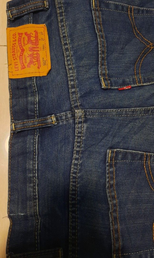 Levi's 502, Women's Fashion, Bottoms, Jeans on Carousell