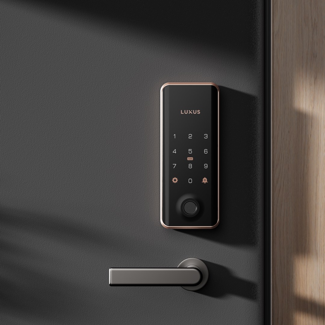 LUXUS Vantage Smart Digital Door Rim Lock, Furniture & Home Living ...