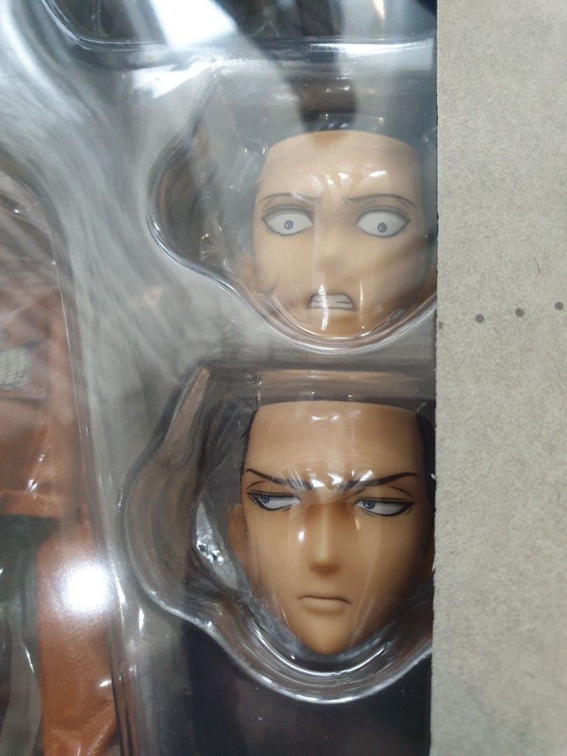 Medicom Real Action Heroes RAH Levi Attack on Titans, Hobbies & Toys ...