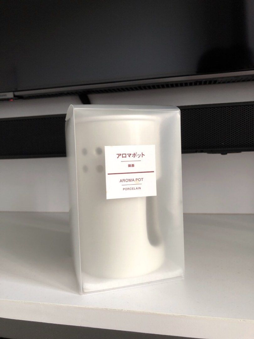 Muji porcelain diffuser, Furniture & Home Living, Home Fragrance on ...