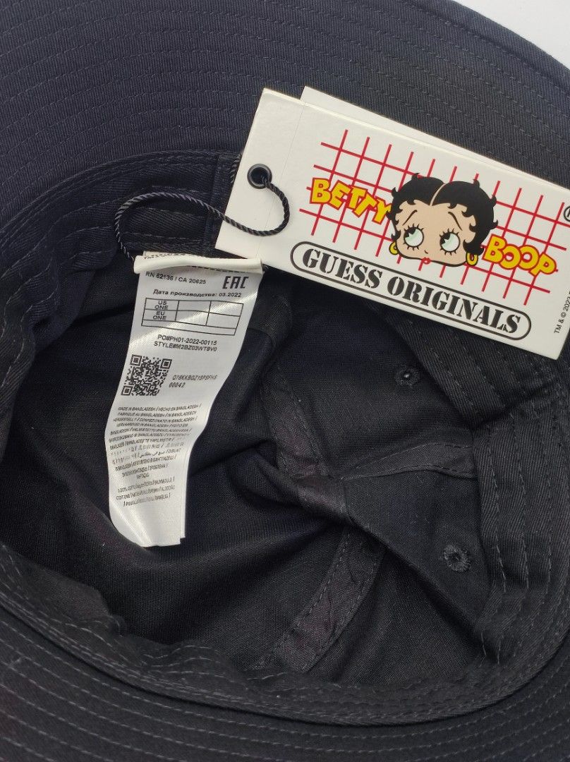 Original Guess x Betty Boop Bucket Hat, Women's Fashion, Watches ...