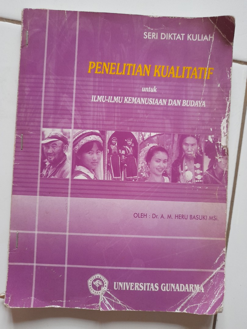 Penelitian kualitatif, Buku & Alat Tulis, Buku di Carousell