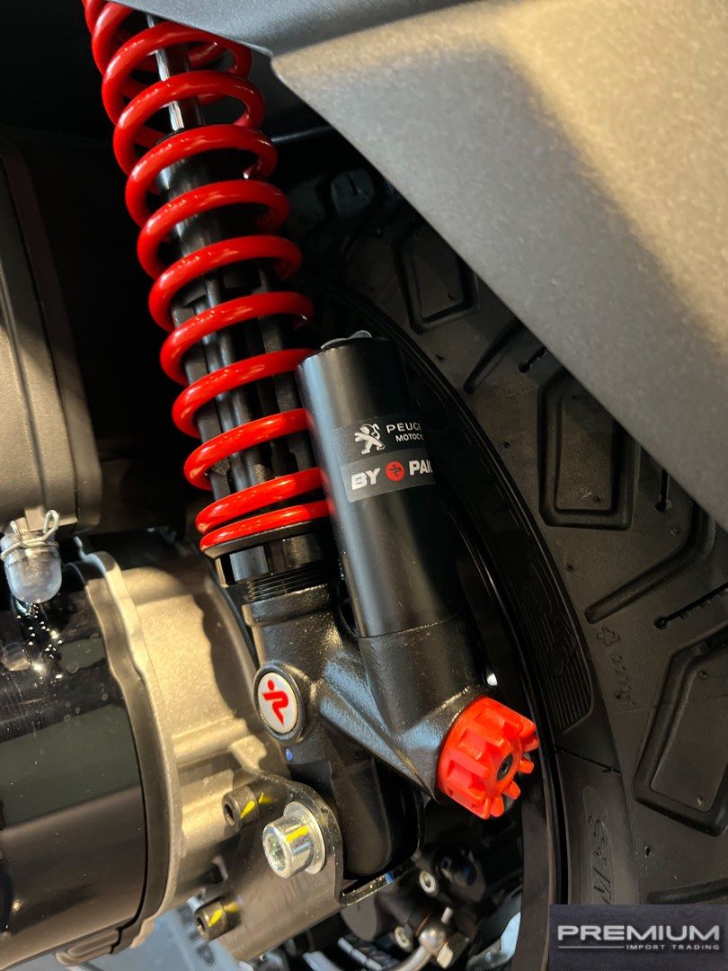 Peugeot Metropolis 400SW, Motorcycles, Motorcycles for Sale, Class 2A on Carousell