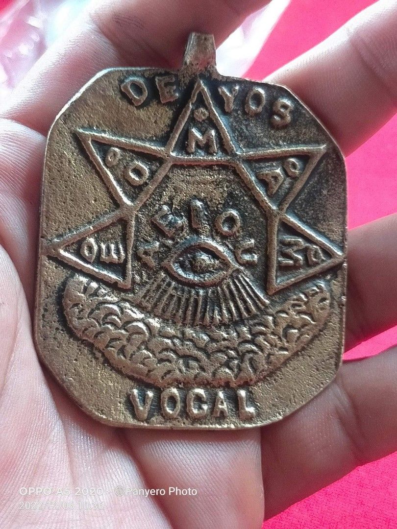 Rare antik anting anting Cinco vocales, Hobbies & Toys, Memorabilia ...