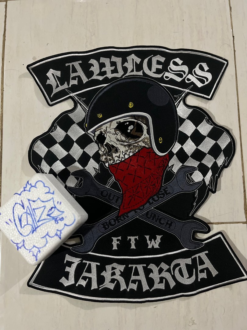 Roadskull back patch Lawless Jakarta not Seringai, Fesyen Pria, Pakaian ...