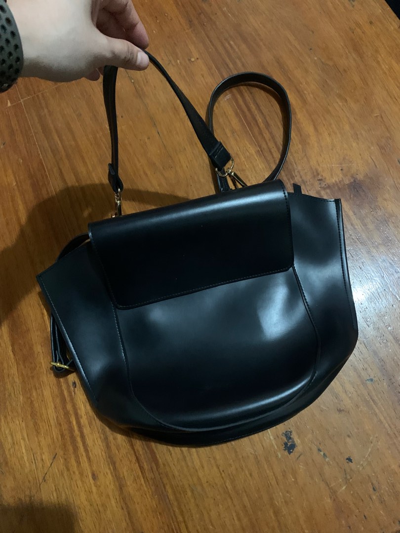 Shiq Erin 2 way tote, Women's Fashion, Bags & Wallets, Cross-body Bags ...