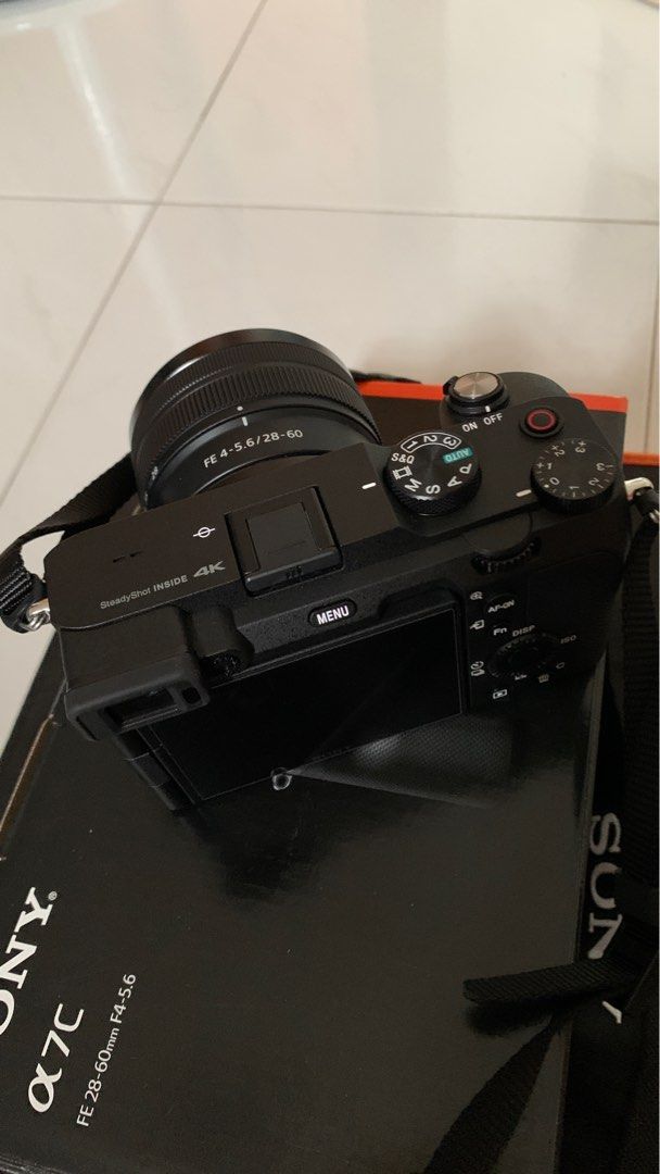 SONY A7C w 28-60mm F4.0 kit lens Full Set, Photography, Cameras on ...