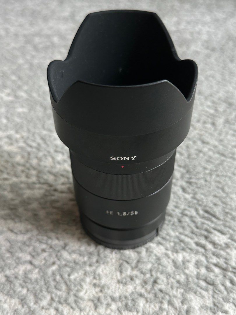 Sony Zeiss 55mm f1.8 full box, Photography, Lens & Kits on Carousell